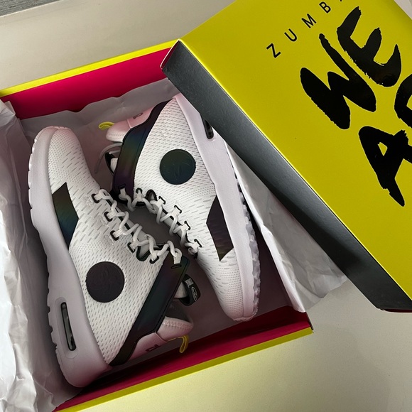 Zumba Fitness | Shoes | Zumba Wear Funk Women Fitness Shoes White ...
